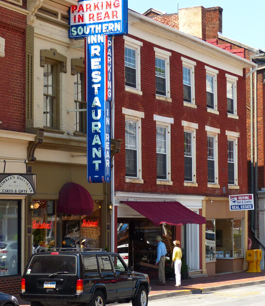 small town virginia antique ftr