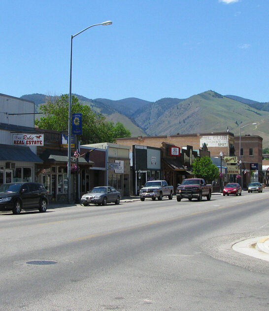 small towns idaho getaway ftr