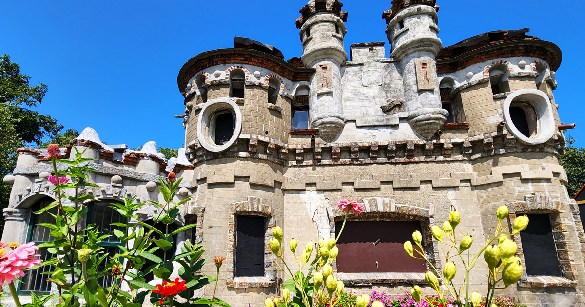 This Stunning Castle In New York You’ll Want To Visit Over And Over Again
