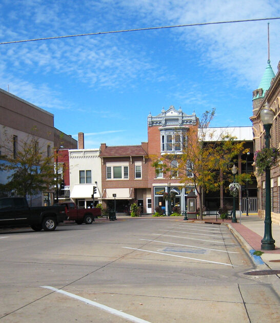 tiny town iowa ftr