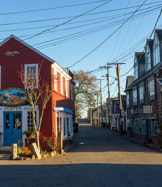 tiny town massachusetts antiques ftr