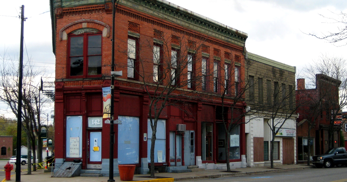This Tiny Town In Michigan Is Where Retirees Live Big On A Small Budget