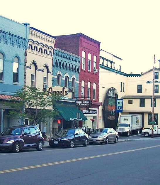 towns charming new york ftr