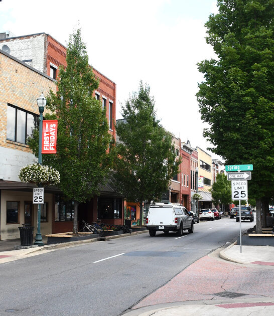 towns postcard worthy tennessee ftr