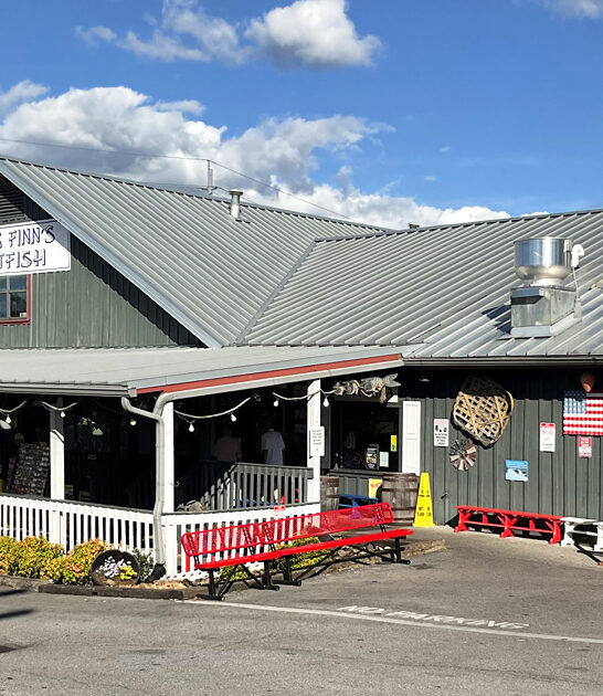 unassuming restaurant tennessee clam ftr