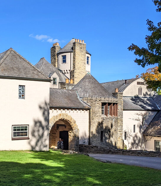 visit illinois unforgettable castle ftr
