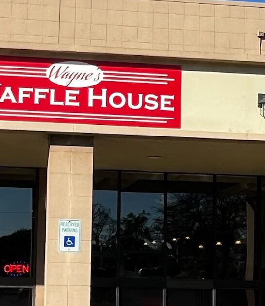 waffles unassuming restaurant michigan ftr