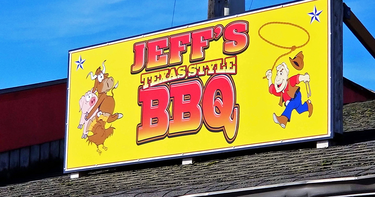 People Drive Far And Wide For The Outrageously Delicious Beef Brisket ...
