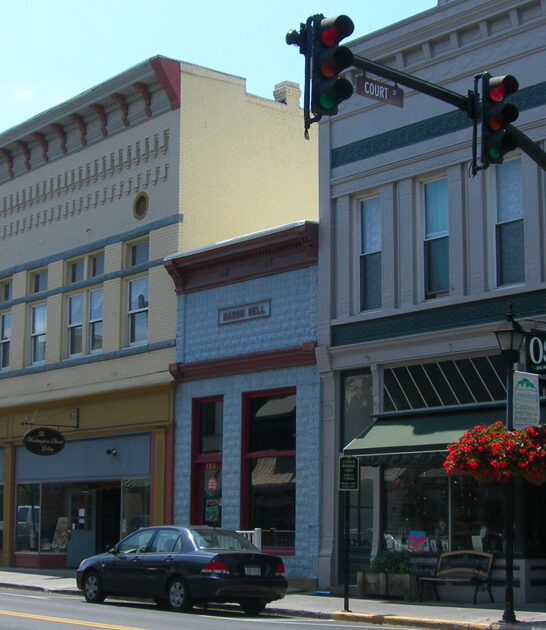 west virginia retirement town ftr
