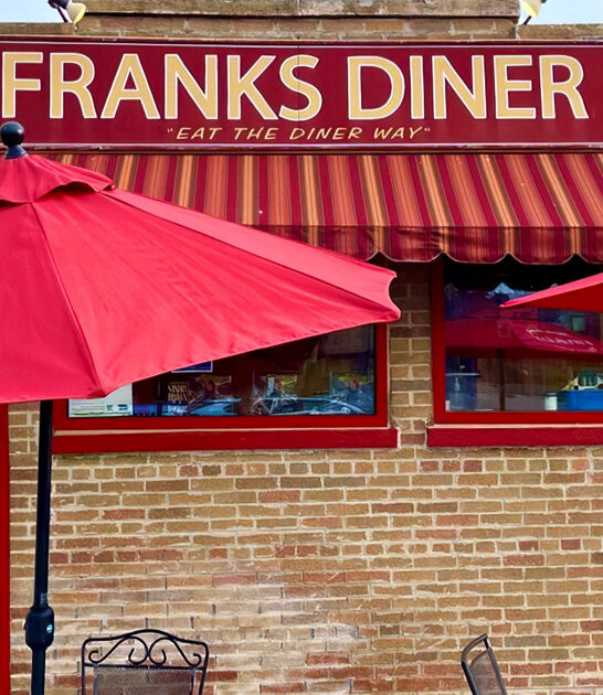 wisconsin casual breakfast restaurant ftr