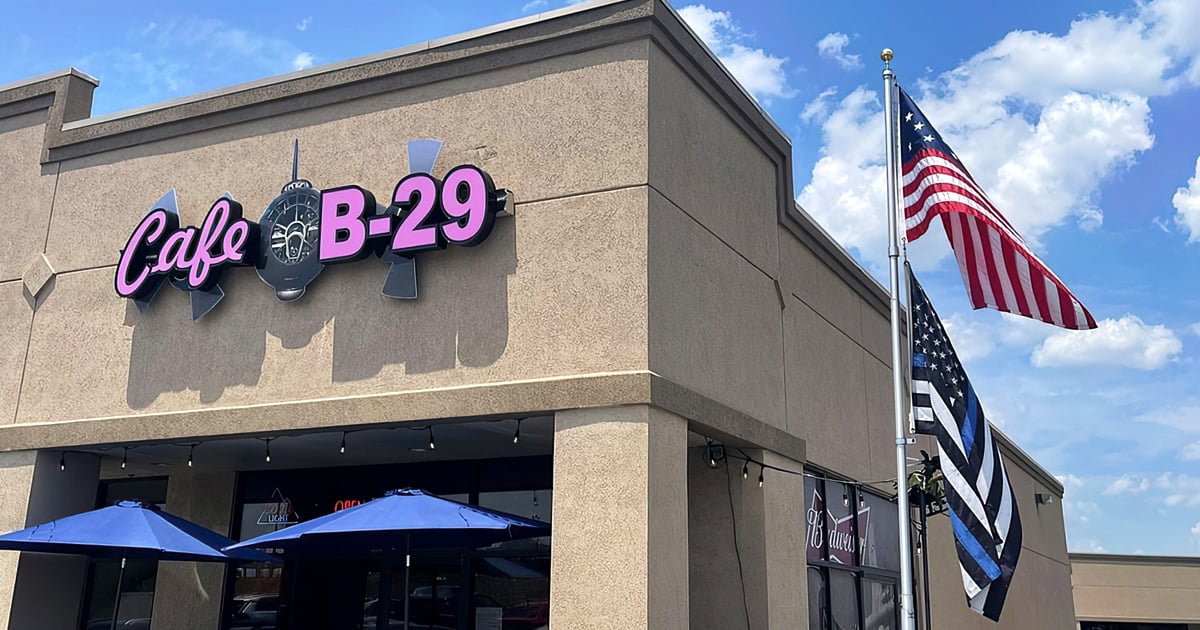 10 Wonderfully Weird Themed Restaurants In Missouri Where Dining Is A Blast