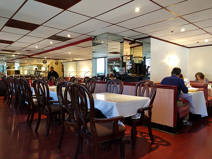 The unassuming exterior of Sham India's Oven belies the flavor explosion waiting inside. Sometimes the best culinary treasures hide in plain sight.