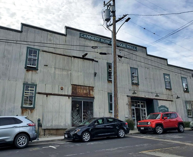 This weathered beauty has more character than your favorite uncle's fishing stories. 