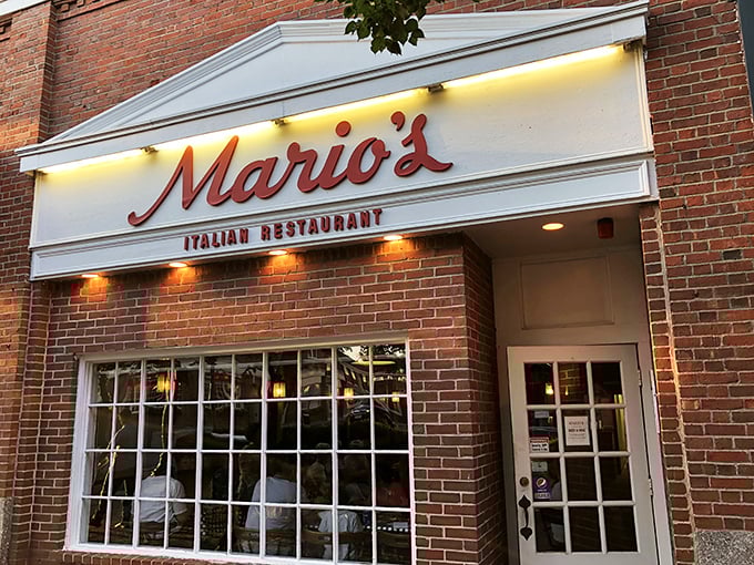 The classic red script against brick practically whispers, "Come inside for comfort food that'll make your Italian grandmother proud."