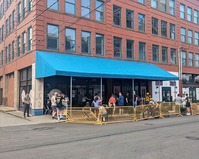 The iconic turquoise awning of Southwest Diner beckons hungry souls like a desert mirage, complete with the universal seal of approval &ndash; a line of patient patrons.