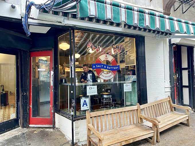 The punny name is just your first clue that this Greenwich Village spot takes fish seriously, but keeps everything else delightfully casual.