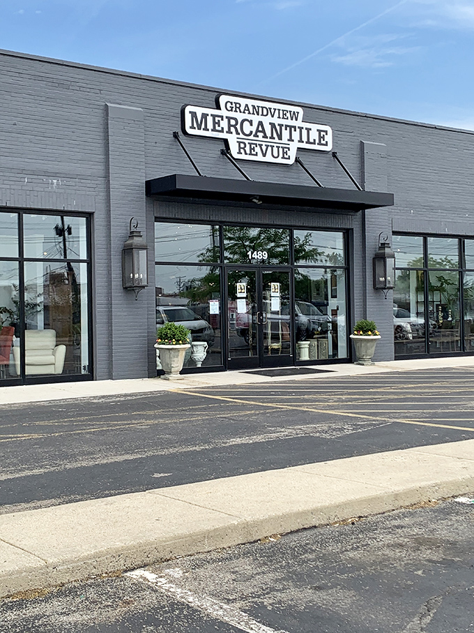 The unassuming gray fa&ccedil;ade of Grandview Mercantile is like a poker player with a royal flush&mdash;quietly confident about the treasures within.