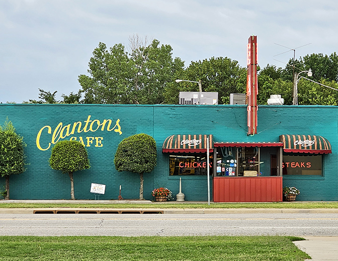 That turquoise exterior isn't just eye-catching&mdash;it's a Route 66 landmark promising comfort food that's stood the test of time while food trends come and go.