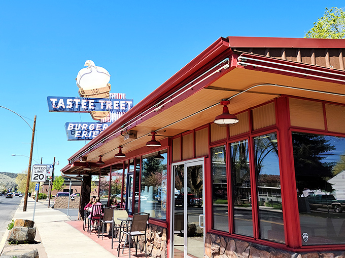 That iconic ice cream cone sign has been beckoning hungry travelers to Prineville for decades. Some landmarks don't need neon to shine.
