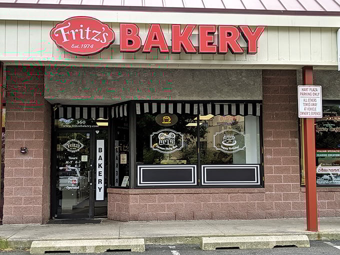 Fritz's Bakery sits unassumingly in a Langhorne strip mall, proving once again that culinary treasures often hide in the most ordinary places. 