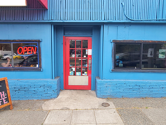 The unmistakable bright blue exterior with cherry-red awning says it all: culinary treasures don't always hide in fancy packages.