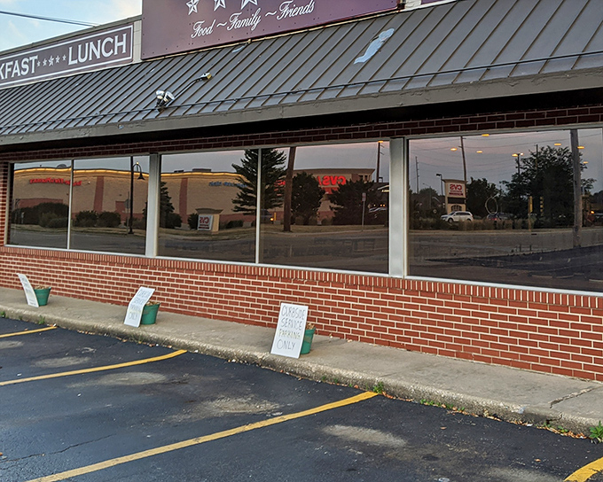 Shannon's Five Star exterior doesn't scream "culinary destination," but that's part of its charm. The best treasures often hide in plain sight.