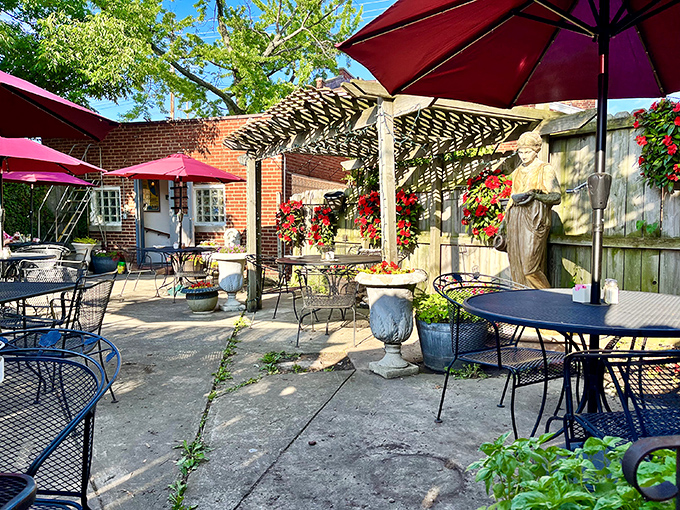 The unassuming brick exterior of Scotti's Italian Eatery hides culinary treasures within, like a delicious secret Cleveland has been keeping for decades.