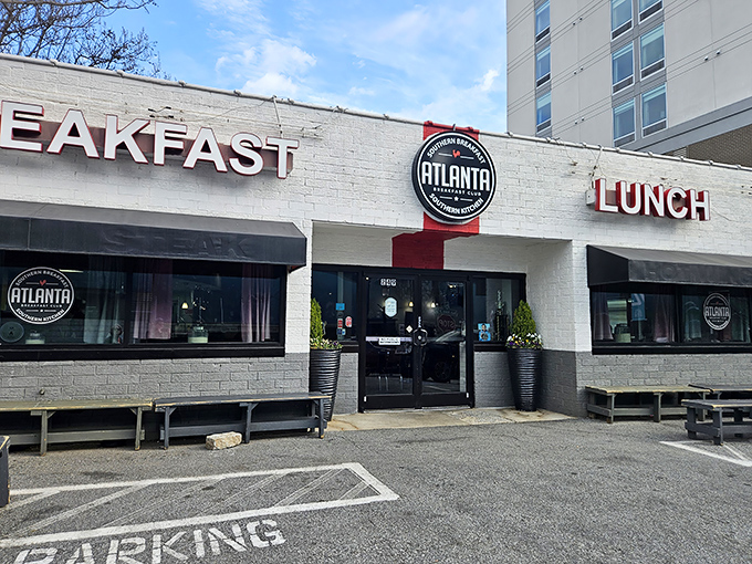 The unassuming white brick exterior of Atlanta Breakfast Club belies the culinary magic happening inside. Downtown's breakfast haven awaits your appetite.