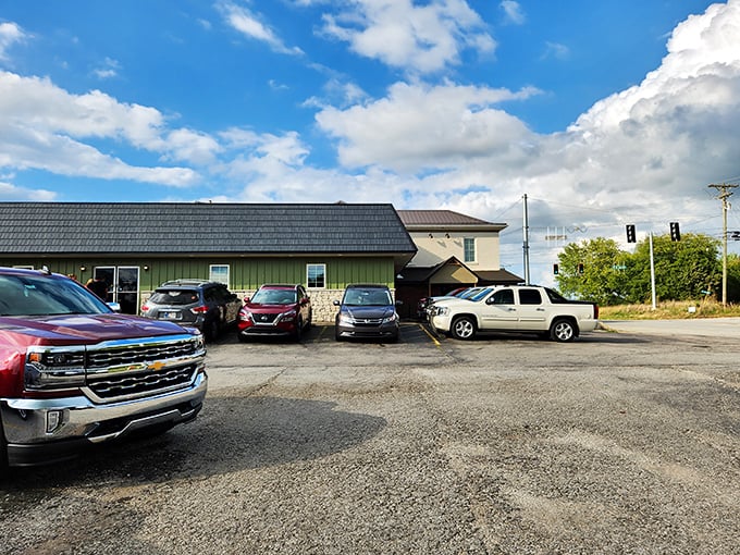 Don't let the modest green exterior fool you&mdash;this unassuming building houses fried chicken dreams that would make Colonel Sanders weep with envy.