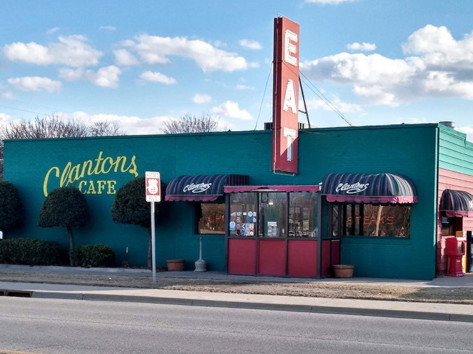 That turquoise exterior isn't just eye-catching&mdash;it's a Route 66 landmark promising comfort food that's stood the test of time while food trends come and go.