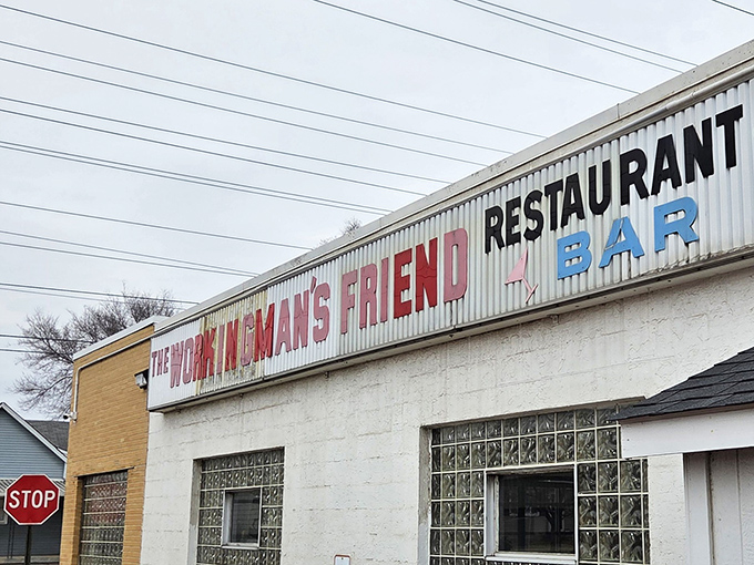 The unassuming exterior hides culinary greatness like a superhero's secret identity. This Indianapolis landmark doesn't need fancy signage to announce its burger supremacy.