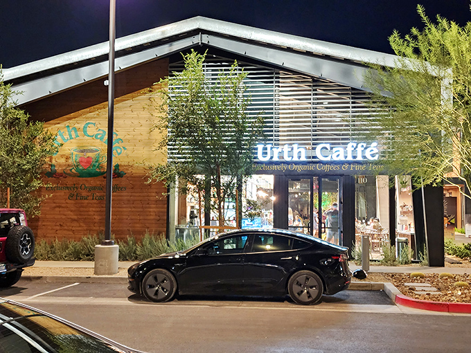 Modern meets cozy at Urth Caffe's Vegas outpost, where even the luxury cars outside seem to pause for a caffeine fix.