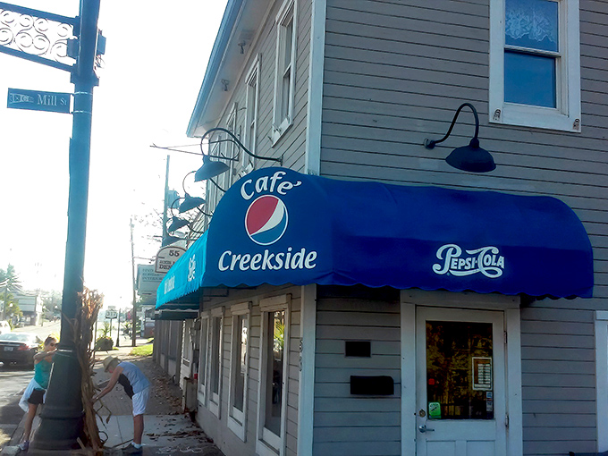 Caf&eacute; Creekside's charming blue awning welcomes hungry visitors to this two-story slice of Americana nestled in historic Gahanna, where breakfast dreams come true.