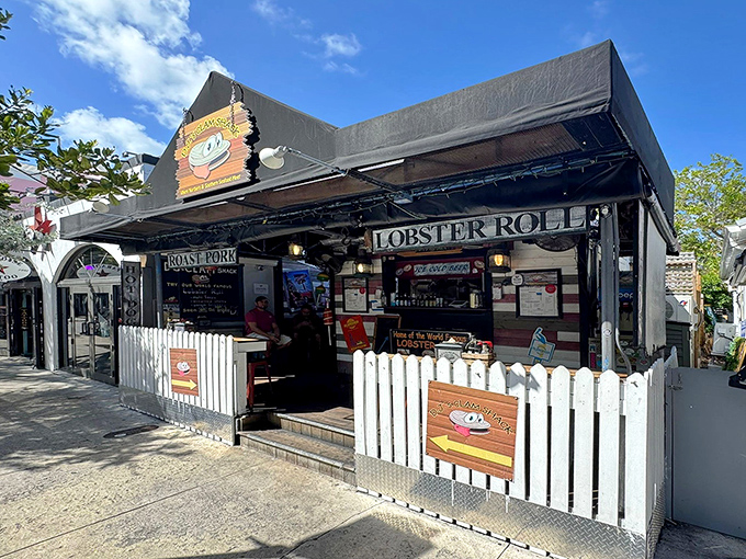 The white picket fence isn't keeping a secret&mdash;this tiny seafood haven on Duval Street has been discovered, and for good reason.