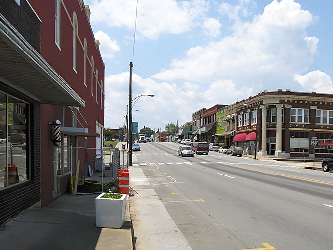 Main Street simplicity with a side of small-town charm. Heber Springs offers that increasingly rare experience where locals still wave from their pickup trucks.