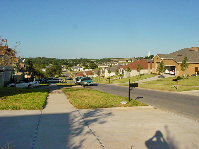 Rolling hills in Clermont? You bet! Florida's topographical rebel breaks all the pancake-state stereotypes with its undulating landscape and suburban charm.