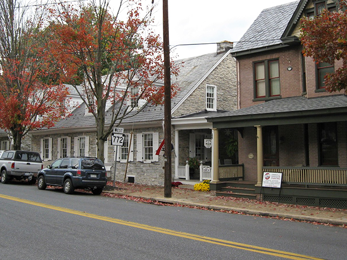 Downtown Lititz looks like it was plucked straight from a Hallmark movie set. White brick buildings, hanging flower baskets, and that small-town vibe that makes you want to slow down.