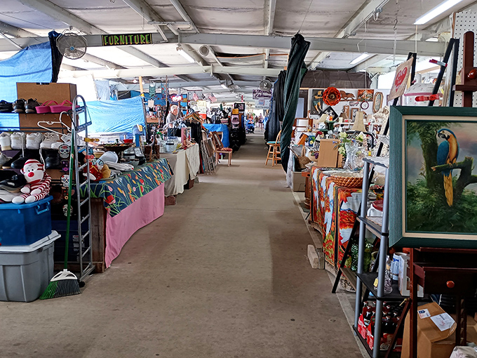 Welcome to retail paradise! The Market of Marion's interior stretches like an endless treasure map where X marks&hellip; well, everything. 