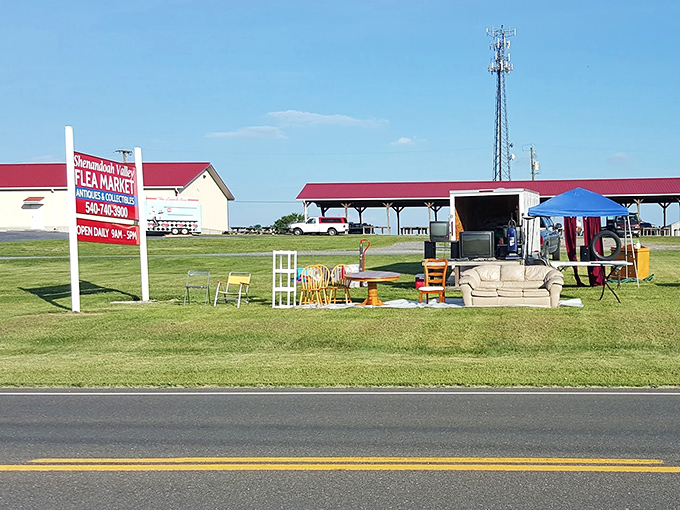 The unmistakable roadside welcome to treasure-hunting paradise. That couch might just be someone's next great conversation piece!