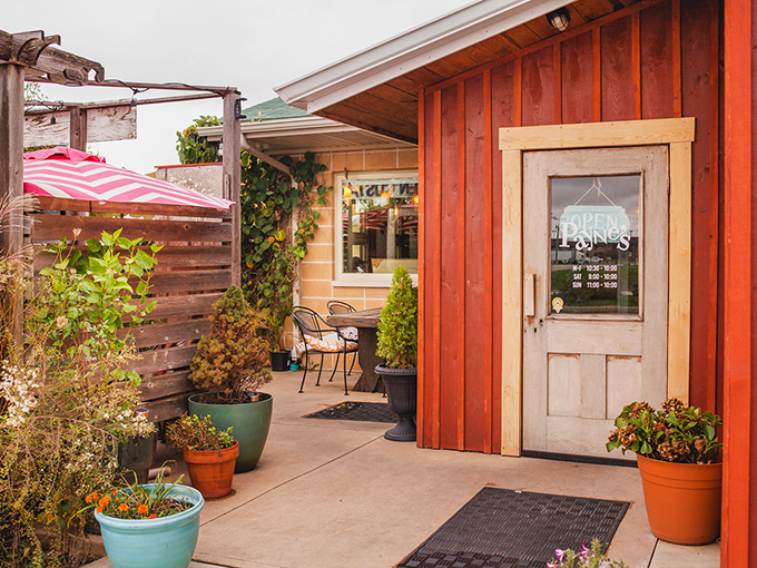 The unassuming exterior of Payne's hides a culinary wonderland within. Like finding Shakespeare in sweatpants&mdash;don't judge this British gem by its cover.