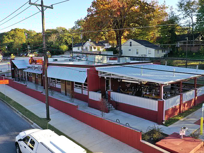 The blue and red exterior of Rocky's beckons like a siren song to fried chicken enthusiasts. That rooster knows what you're in for.