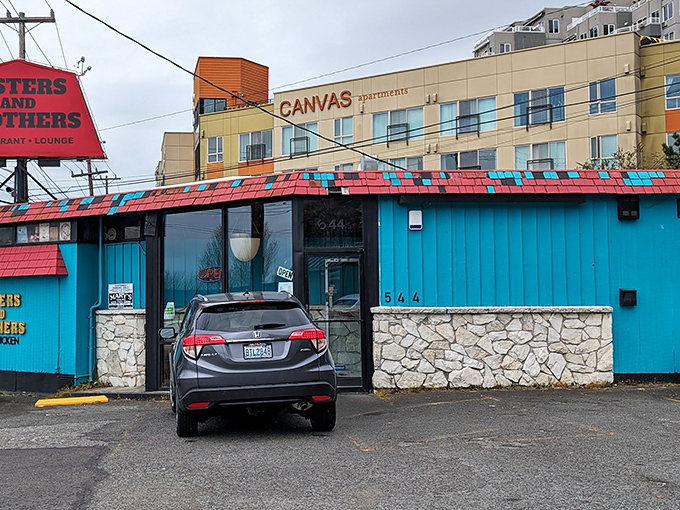 The turquoise beacon of Georgetown beckons spice-seekers with its colorful tiled roof and unassuming charm. Nashville hot chicken paradise found!