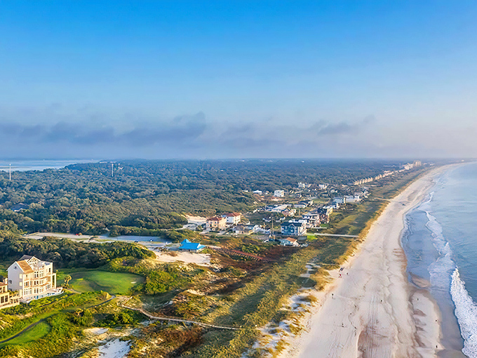 Postcard-perfect doesn't begin to describe it. Fernandina Beach stretches along Florida's northeastern coast like nature's own welcome mat, inviting you to kick off your shoes and stay awhile.