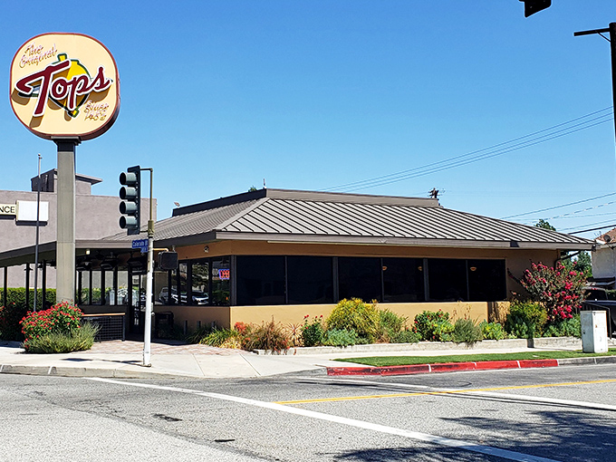 That iconic yellow sign has been beckoning hungry Pasadenans since Eisenhower was president. Like a culinary lighthouse guiding you to burger paradise.