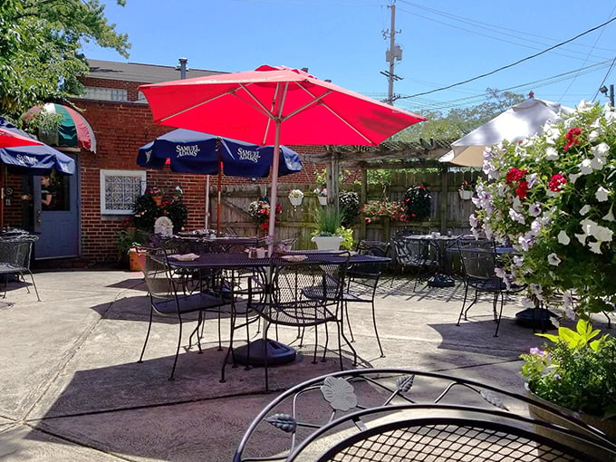 The unassuming brick exterior of Scotti's Italian Eatery hides culinary treasures within, like a delicious secret Cleveland has been keeping for decades.