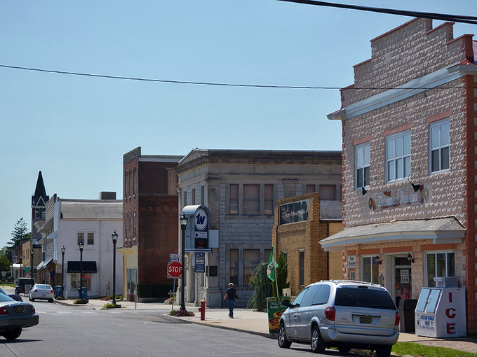 Aerial views don't lie&mdash;Harrington's sprawling greenery and uncrowded streets are the antithesis of big-city gridlock and sky-high property taxes.