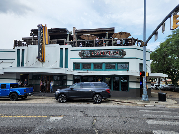 The corner landmark that's witnessed more LSU celebrations than the stadium itself. The Chimes stands proudly at Highland and Chimes Street, beckoning hungry Tigers and visitors alike.