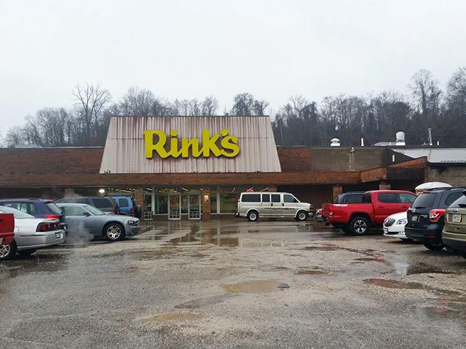 The unassuming exterior of treasure-hunting paradise. Like a poker player with a royal flush, Rinky Dink keeps its best cards hidden inside.