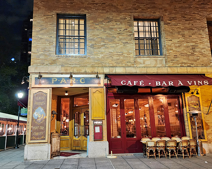 The iconic burgundy awnings and wicker chairs of Parc transport you to Paris before you've even stepped inside. Rittenhouse Square never looked so French.