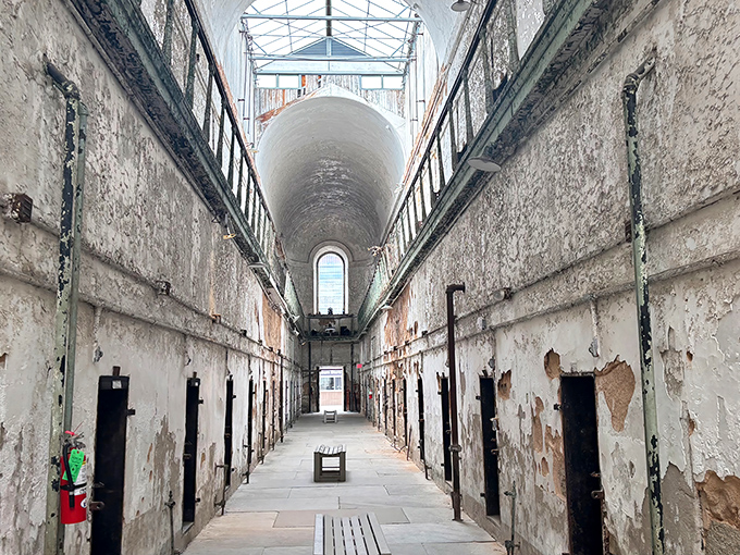 The imposing gothic fa&ccedil;ade of Eastern State Penitentiary looks more like a medieval castle than a prison. Those stone walls have stories to tell.